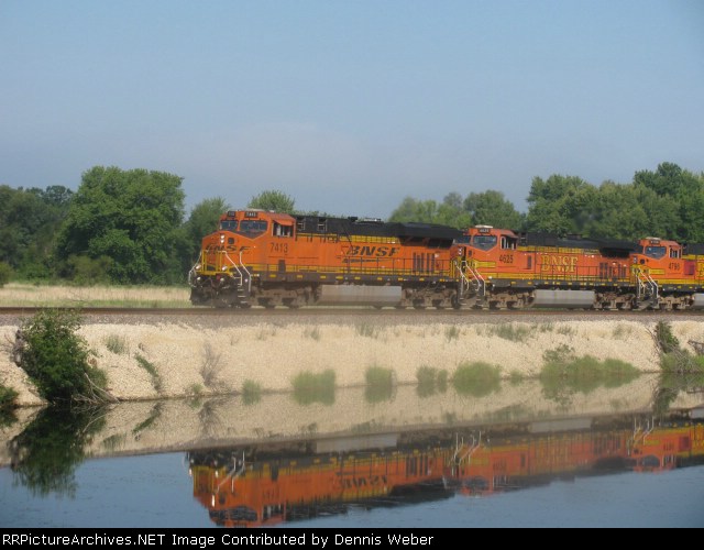 BNSF 7413 BNSF's Aurora Sub.